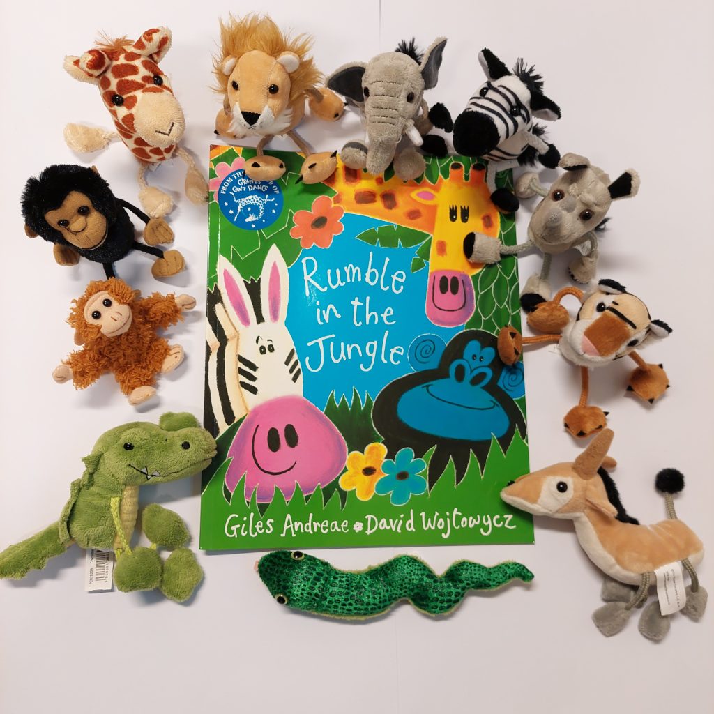 Three ANIMALS Story Books with Finger Puppets – Warwick Toy Library