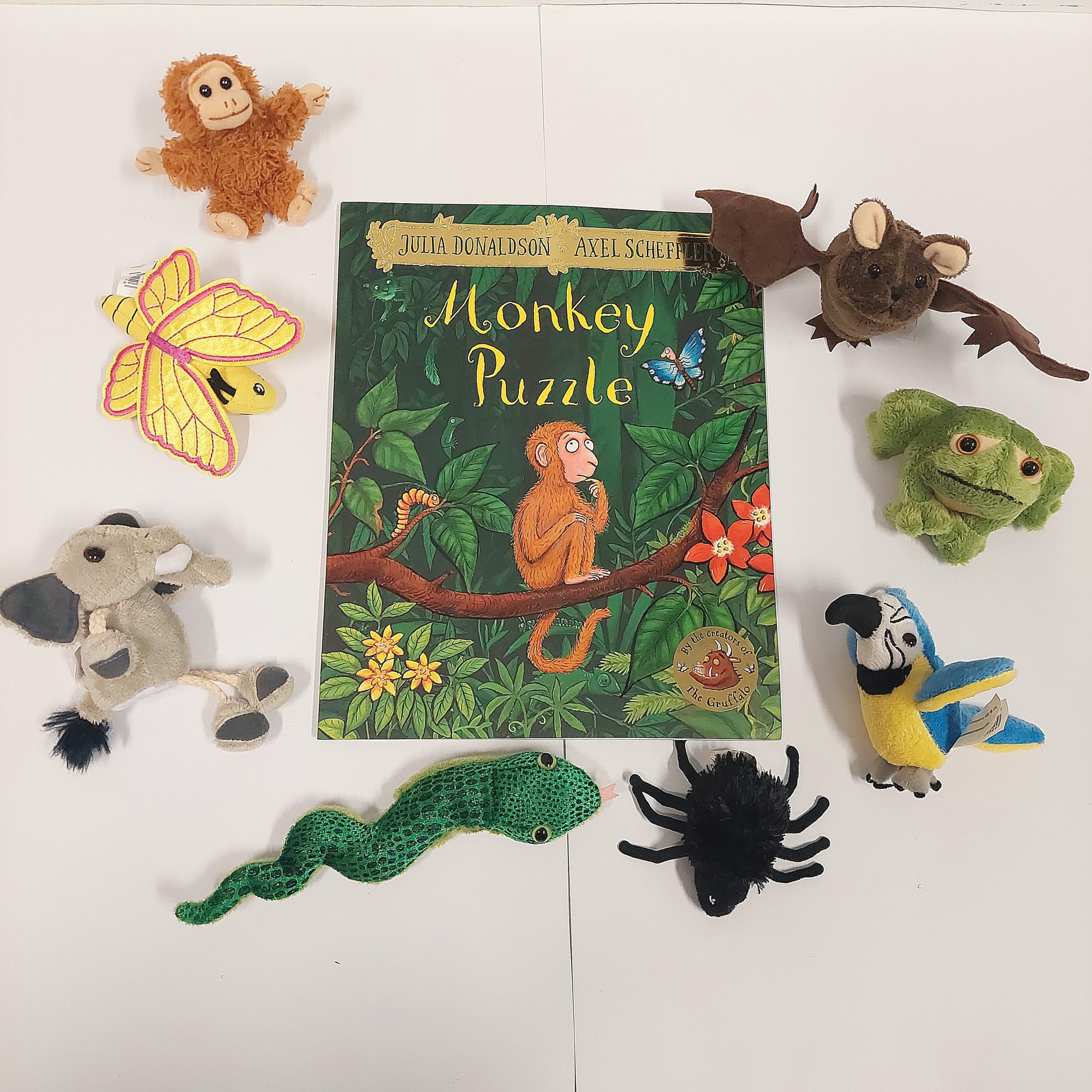 Monkey Puzzle Story Book with Finger Puppets – Warwick Toy Library